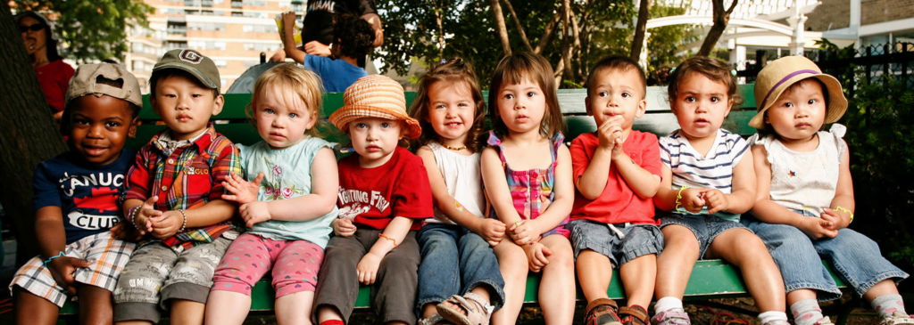 Growing Up Healthy Downtown - Family Service Toronto